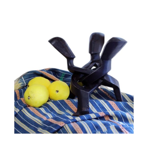 Makola.com : Modern Three Headed Unity Carving